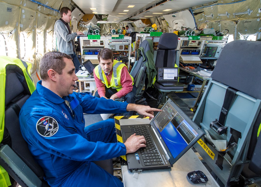 Flight Deck Interval Management « NASA Langley Crew Systems and ...